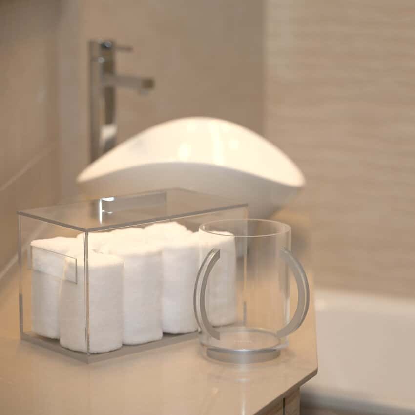 Acrylic Towel Box with a Delicate Silver Border, 8 luxurious towels ...